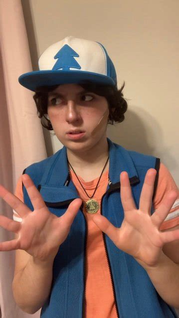 Dipper Cosplay Gravity Falls Amino
