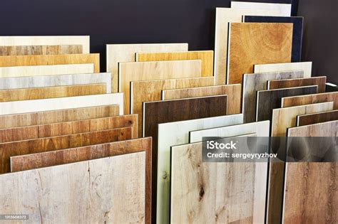 Spc 바닥에 나무와 상점의 벽과 같은 돌 플라스틱 복합 패널 가구점에 대한 스톡 사진 및 기타 이미지 가구점 쇼윈도 0