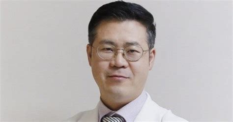 어깨 통증회전근개파열 석회화건염 등 원인 다양해