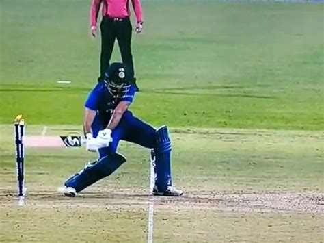 Harshal Patel Hit Wicket Video Ind Vs Nz Harshal Patel Dismissed