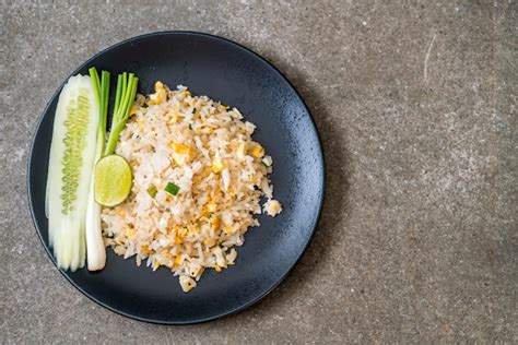 Premium Photo Fried Rice With Crab
