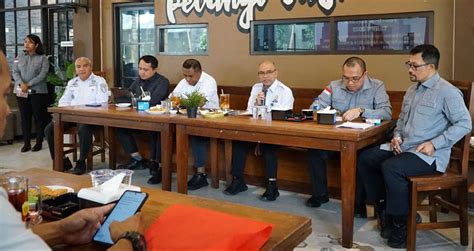 Kemenkumham Maluku Rapat Tim Pora Antisipasi Kerawanan Keberadaan Wna