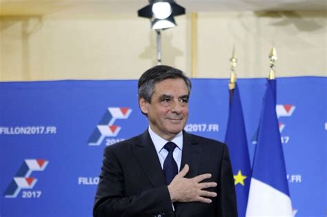Présidentielle une majorité de Français veut le retrait de François Fillon