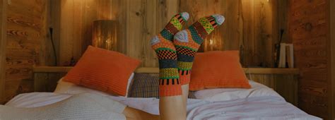 Sleeping With Socks On Pros And Cons Nordic Socks Us