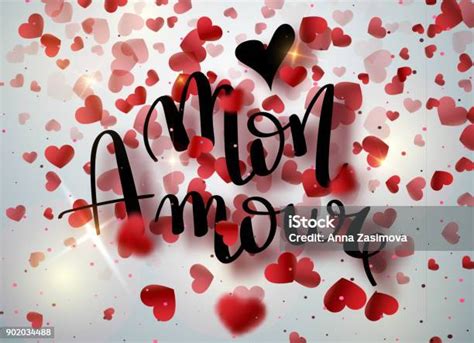 떨어지는 반짝 색종이의 월 아무르 필기 텍스트 인사말 카드 카드 레드 심장 패턴 서 텍스트와 함께 빨간색 배경에 인사말 카드 서