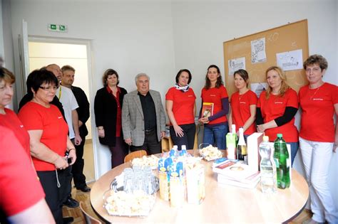 Közösségi Szobát Adtak át Az Adu Iskolában