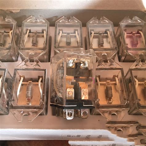 รีเลย์ระดับกลาง Omron Ly2f 24vdc 220 240vac ใหม่ล่าสุด Shopee Thailand