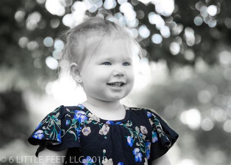 Violet Daisee 6 Little Feet