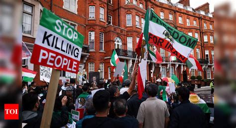 Amini Gunfire Blasts In Western Iran Amid Mahsa Amini Protests