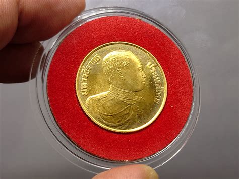 เหรียญทองคำ 9000 บาท หนัก 12 กรัม ที่ระลึก 100 ปี แห่งวันพระบรมราชสมภพ รัชกาลที่6 พ ศ 2524