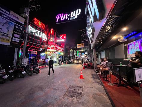 파타야 최고의 고고바 4곳 동남아 황제