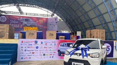 Pagi Ini Belasan Ribu Peserta Ikut Jalan Sehat HUT Ke 25 Bangka Pos