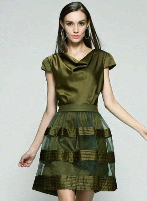 How Does A Skater Dress Look Like