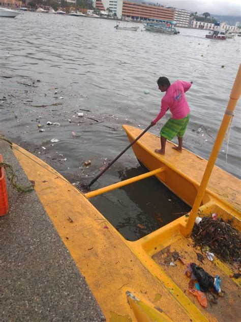 Lluvias Dejan Al Menos 7 Toneladas De Basura En Playas De Acapulco