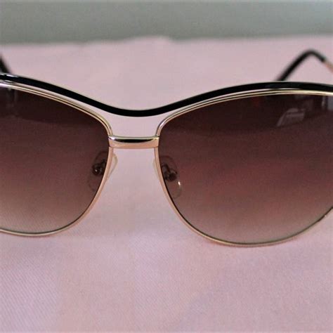 Oscar De La Renta Accessories Oscar De La Renta Cat Eye Sunglasses