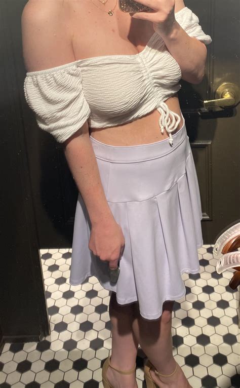 Can You See My Nipples😉 Rbraless