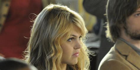 Friday Night Lights 10 Ways Julie Got Worse And Worse