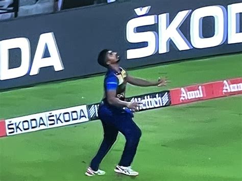 සූර වීර කෙල්ලෝ ඕම යමු ♥️🔥