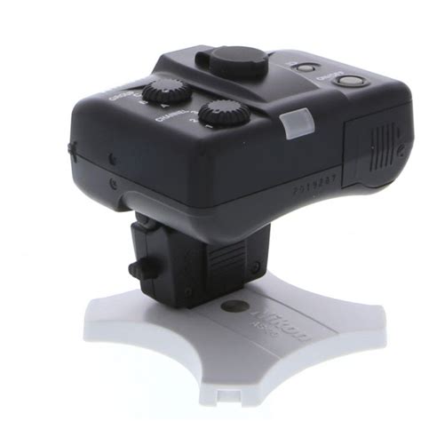 Nikon Sb R200 Ittl Wireless Remote Flash For Nikon Digital [gn33] At