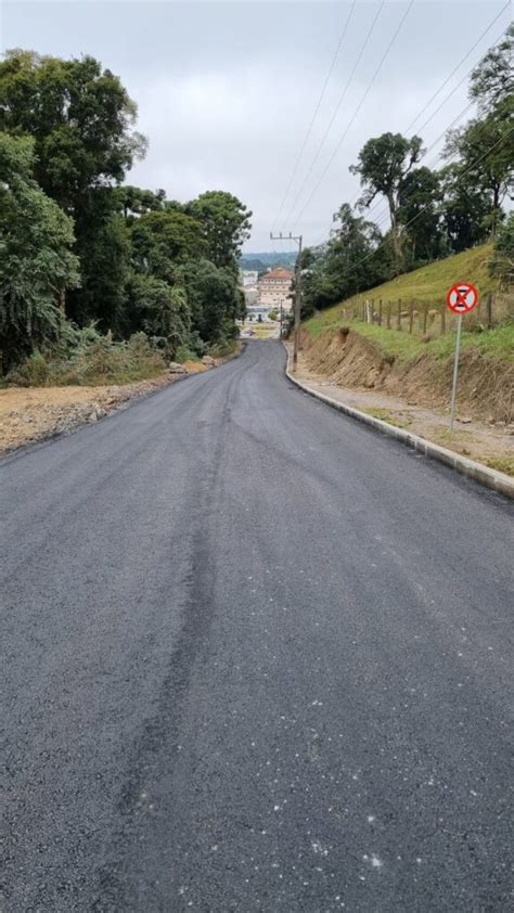 Pavimentação Em Trecho Da Rua Tereza Conrad é Concluída Primeira