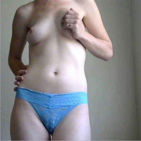 Naughty Chick Amanda Marks Loves Teasing With Her Sexy Figure 15 Photos