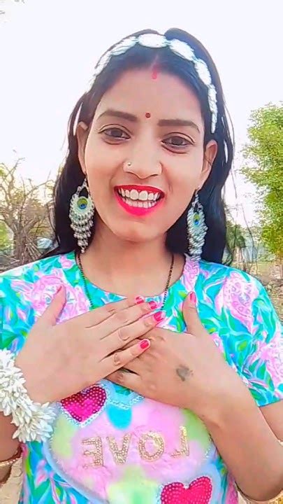 Teri Aankhon Ka Andaaz Kahta Hai Tu Pyar Mujhse Karta Hai Shortvideo