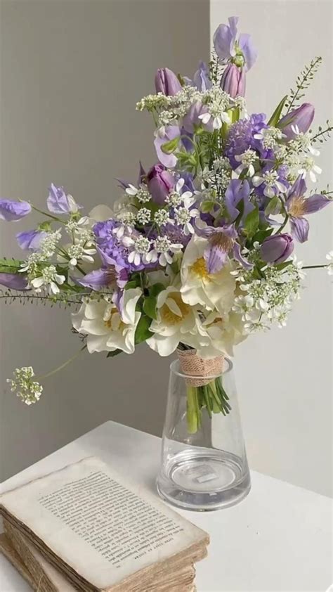 Floral Arrangement Ideas Spring Flowers Minimalist Bedroom Minimalist Decor Artofit