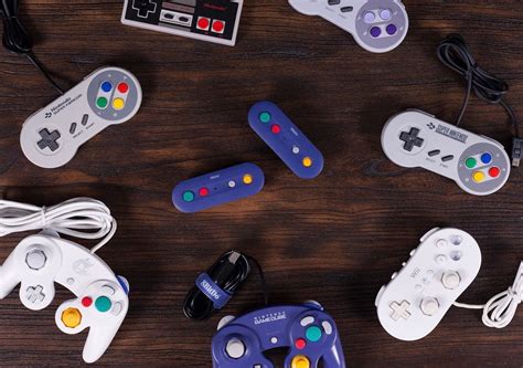 Slideshow 8BitDo GBros Adapter