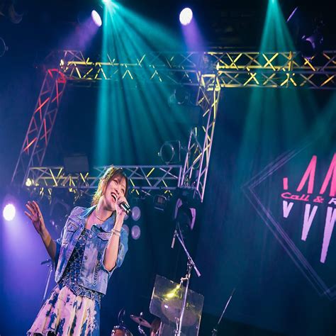 鈴木このみ、約3年ぶりの声出し解禁ライブ“鈴木このみ Standing Live”で完全熱唱！「一瞬で、3年間って埋められるものなんですね