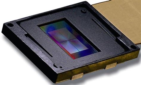 holoeye introduces new phase only spatial light modulator