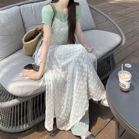 더사구십오 플라워 레이스 자수 사이드 트임 뷔스티에 레이어드 롱 원피스