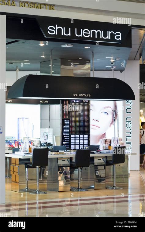 Shu uemura hi-res stock photography and images - Alamy