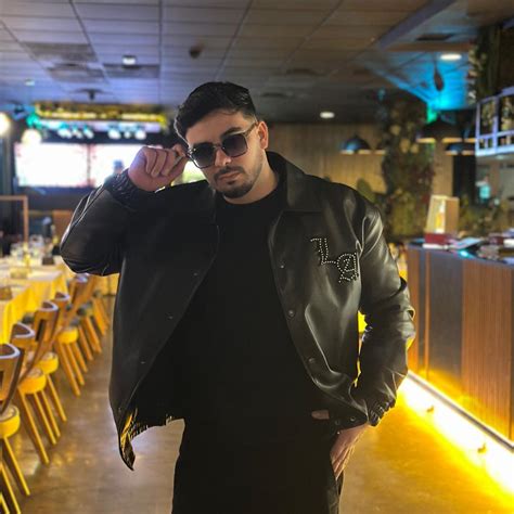 شكون فيه هاد بلانات ؟ 😂 Simo Sk