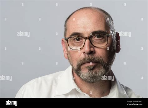 Homme Sur Fond Blanc Banque De Photographies Et Dimages à Haute