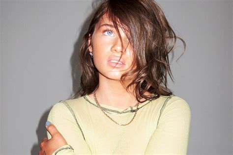 Blutjunge Songwriterin RoseeLu Im Review Soundkartell Soundkartell