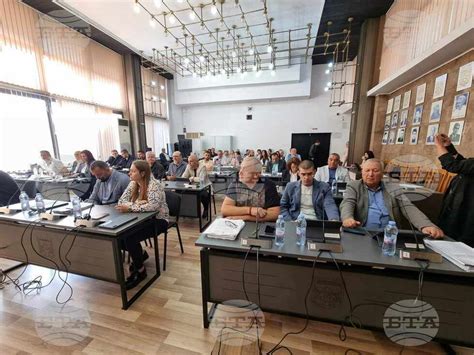 Общински съвет Дупница отложи гласуването на меморандум за
