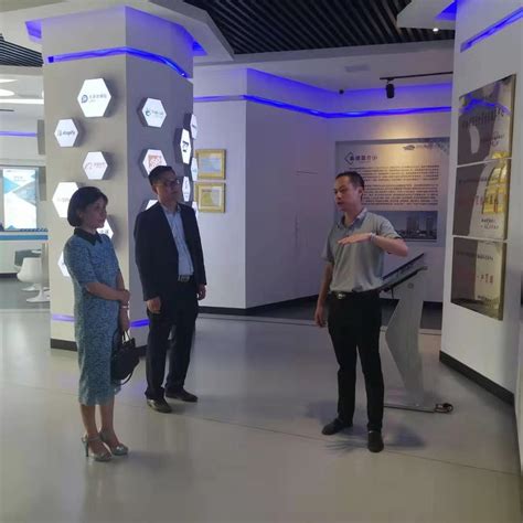 物流人文艺术学院院领导赴企业开展合作调研 湖南省示范性高职学院 湖南现代物流职业技术学院