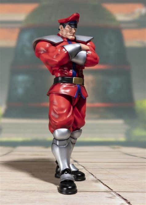 PRÉ VENDA Action Figure M Bison Street Fighter S H Figuarts Boneco