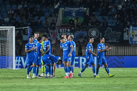 Ironi Persib Bandung Juara Back To Back Bri Liga 1 Tapi Tanpa Wakil