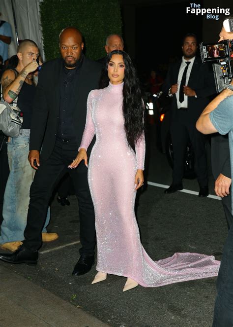 Kim Kardashian Looks Sexy In A Pink Dress At The Nyfw Event In Nyc Photos Onlyfans