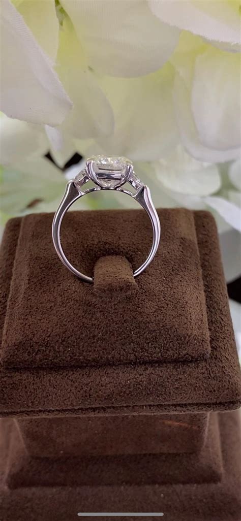 A Morcha 3ct Cushion Diamond Ring Set With 2 Pear Shape Side Diamonds