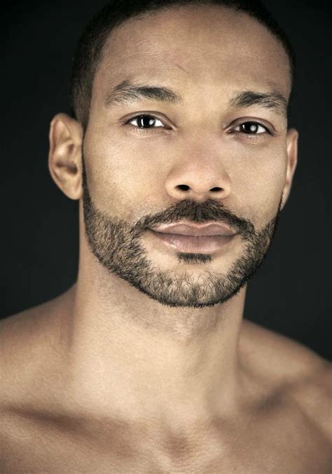 Larry S Eleganza Models De