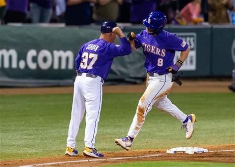 Lsu Evens Series Vs South Carolina With Comeback Win In Game 2