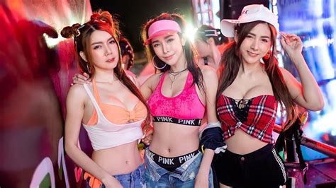 Dj Deckard 【杨胖雨 感受孤独 果妹 一眼 单依纯 黑夜问白天 尹昔眠 落在生命里的光】n0nst0p Rmx