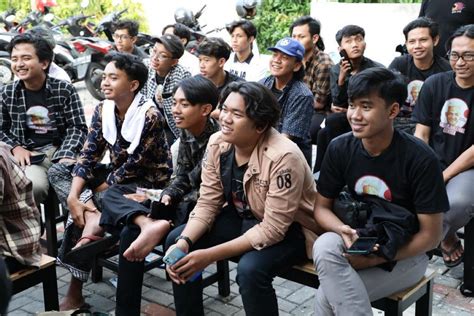 Gen Z Di Semarang Antusias Belajar Bareng Ganjar Milenial Untuk Masuk