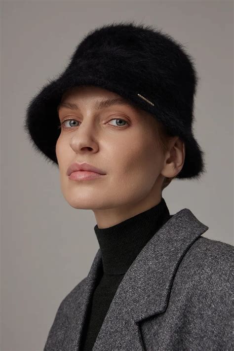 Аксессуары для одежды в Москве Anna Pekun