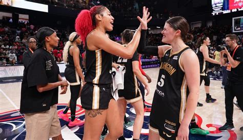 Shakira Austin Is Back—and Finally Playing The Game Her Way Double