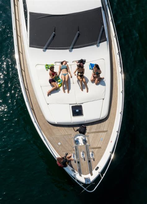Yacht Hire Boat Bookings Charters And Hire For Corporate Events