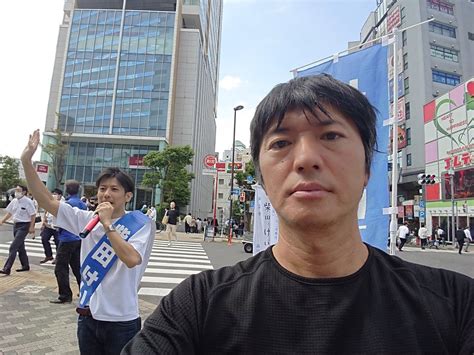 長井秀和 On Twitter 柴田けいやさんの応援。 目黒駅前です。 無所属で、品川区議会補欠選挙に挑んでいます。 是非、柴田さんに一票。