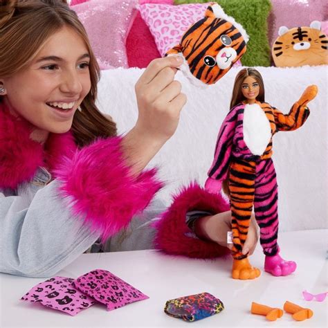 Köp Barbie Cutie Reveal Jungle På